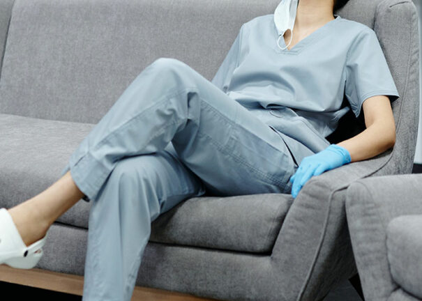 30 Uplifting Stories Of Women Supporting Other Women | DeMilked