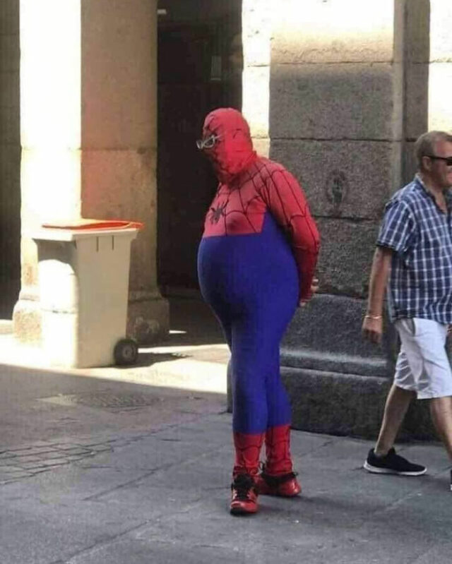 30 'Cursed Images' Without Context That Might Make You Question Things ...