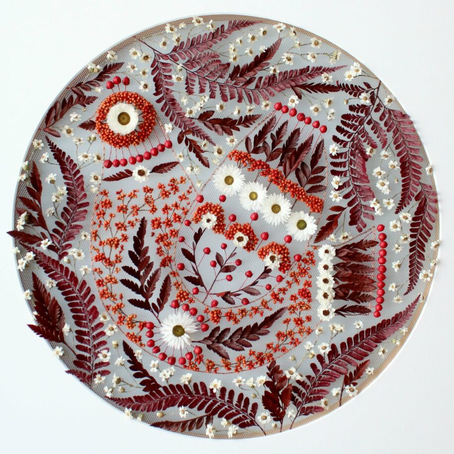 10 Wonderful Pictures Of Olga Prinku's Blossom-Infused Embroidery Art ...