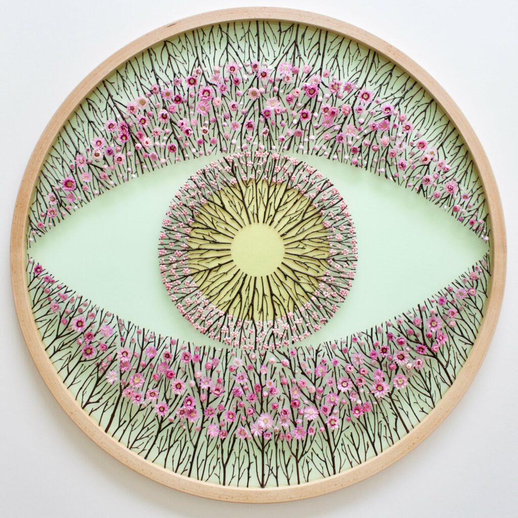 10 Wonderful Pictures Of Olga Prinku's Blossom-Infused Embroidery Art ...