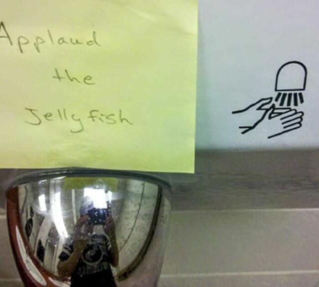 35 Of The Most Unusual And Hilarious Warning Signs Shared In This ...