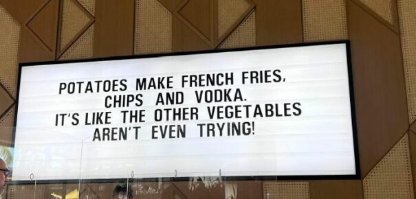 35 Of The Most Unusual And Hilarious Warning Signs Shared In This ...