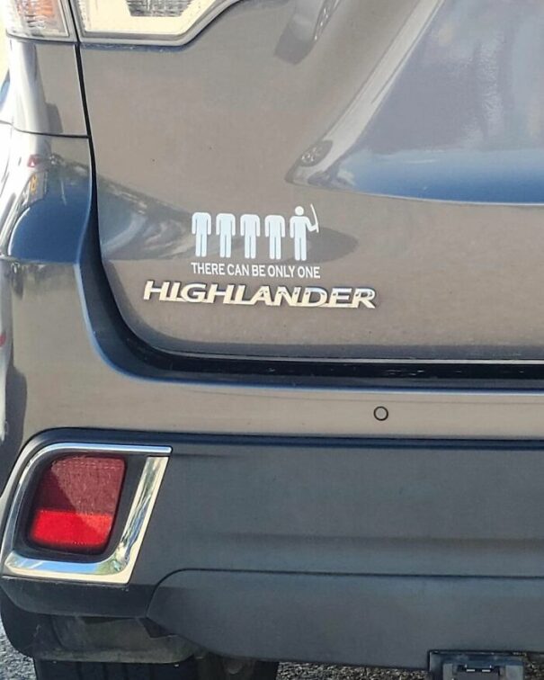 35 Of The Most Unusual And Hilarious Warning Signs Shared In This ...