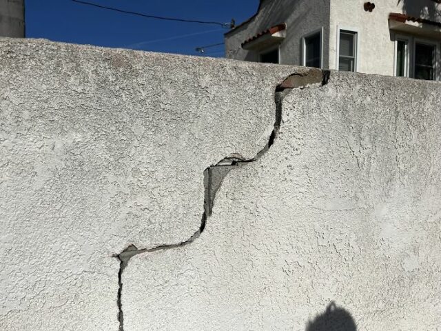 25 Chaotic Disasters Spotted During Structural Inspections | DeMilked