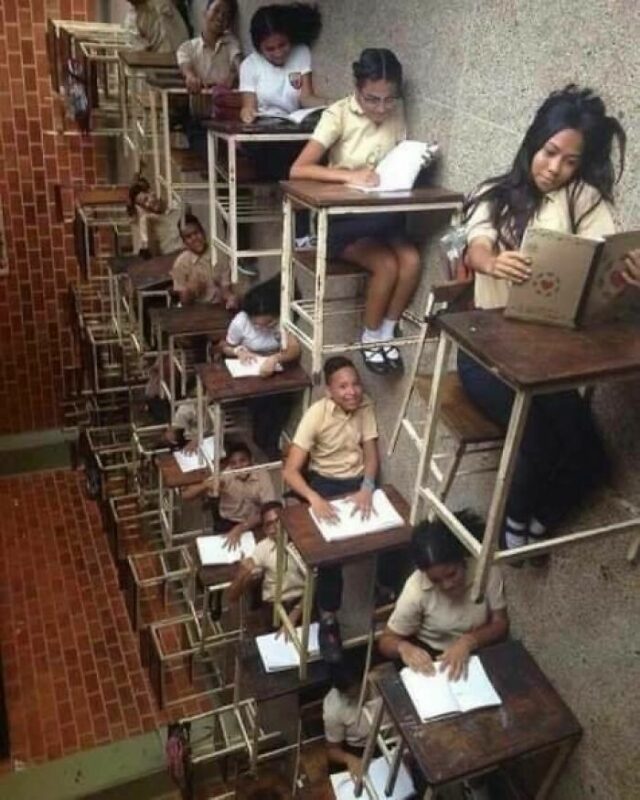 35 Random No-Context Pics Posted On This Facebook Page That Doesn't ...