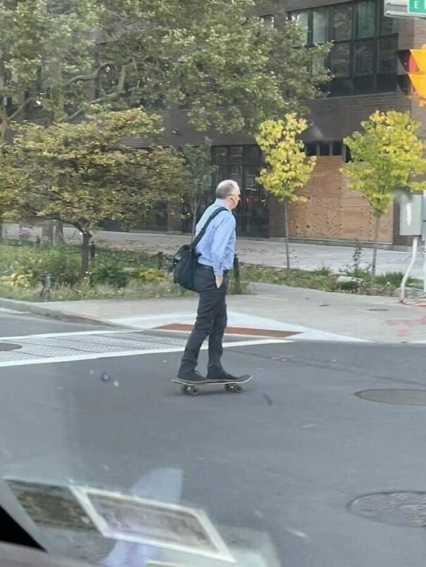 30 Examples Of People Being Ridiculous And Funny, As Shared On The ...