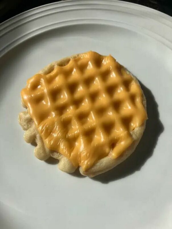 25 Bizarre Food Combinations People Swear By From Childhood | DeMilked