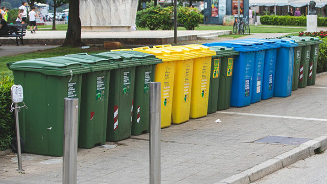 30 Normalised Things That Are Actually Pretty Abnormal | DeMilked