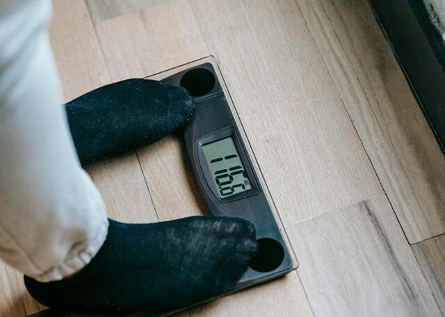 30 "Normal" Medical Issues People Overlooked Until Pointed Out | DeMilked