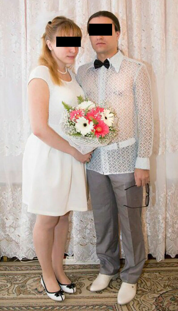 25 Times The Groom Could Have Dressed Better For The Wedding | DeMilked