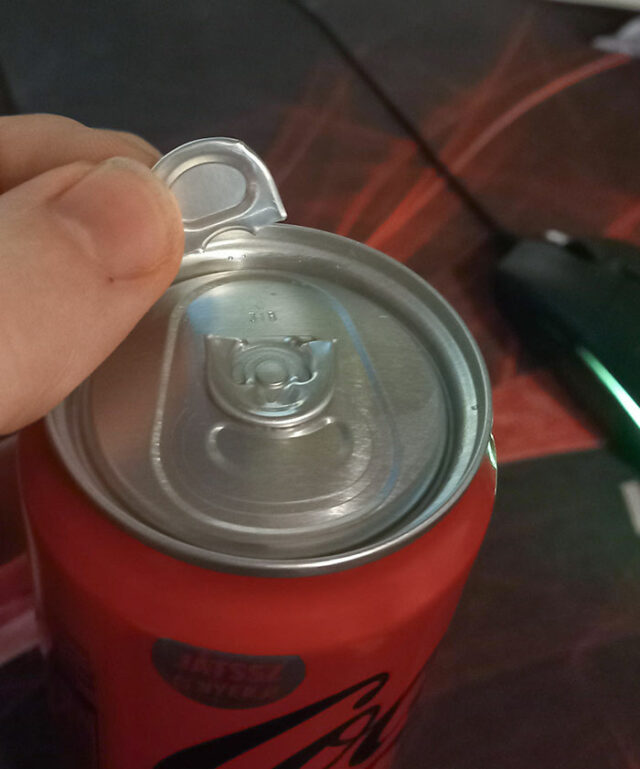 40 Mildly Infuriating Everyday Things Most People Can Relate To | DeMilked