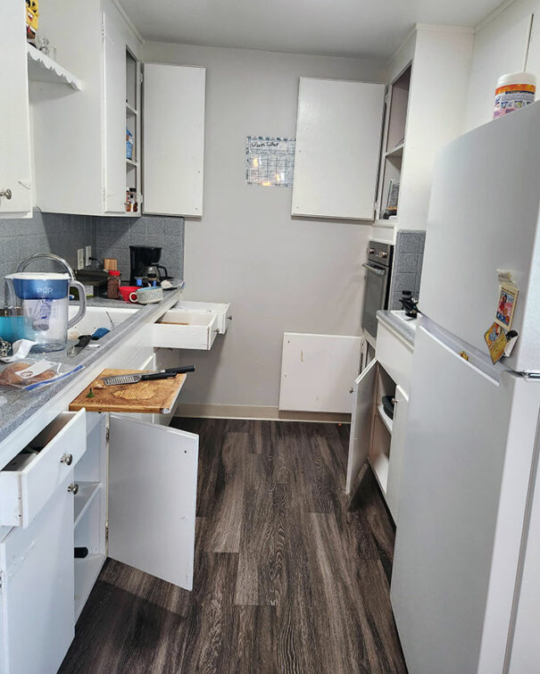 40 Irritating Behaviours From Partners That Made Someone Rethink Their ...