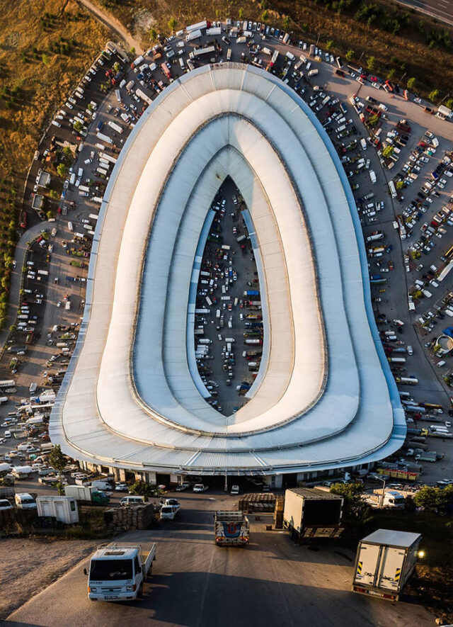 25 Surreal Photos Of Flatland That May Mess With Your Head | DeMilked