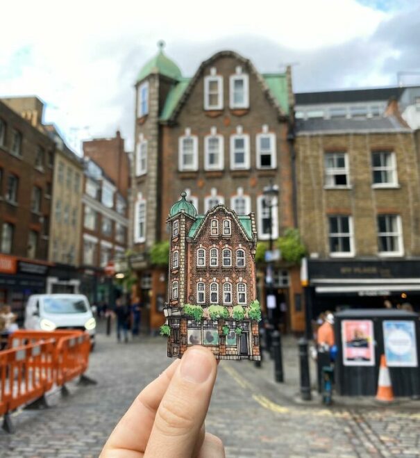 25 Tiny Recreations Of Famous Landmarks Compared Side By Side With The ...