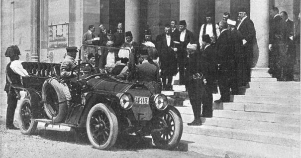 25 Of The Biggest Blunders Of All Time | DeMilked