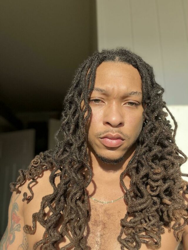 25 Men Who Let Their Hair Grow And Looked Awesome With Their 'Majestic ...