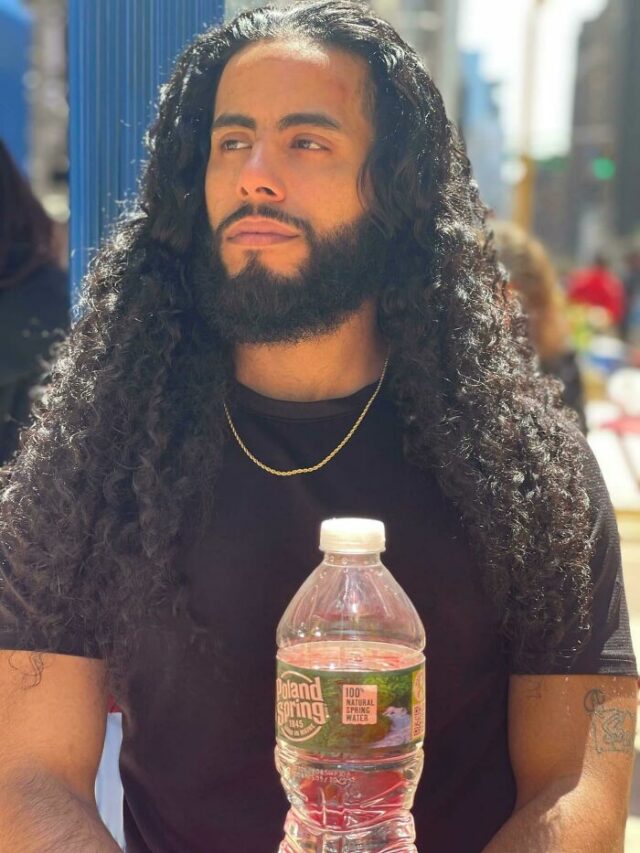 25 Men Who Let Their Hair Grow And Looked Awesome With Their 'Majestic ...