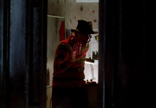 25 Movie Villains People Think They Can Outrun For 24 Hours And Stay ...