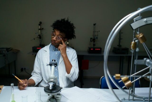 25 Prestigious Careers With Low Wages | DeMilked