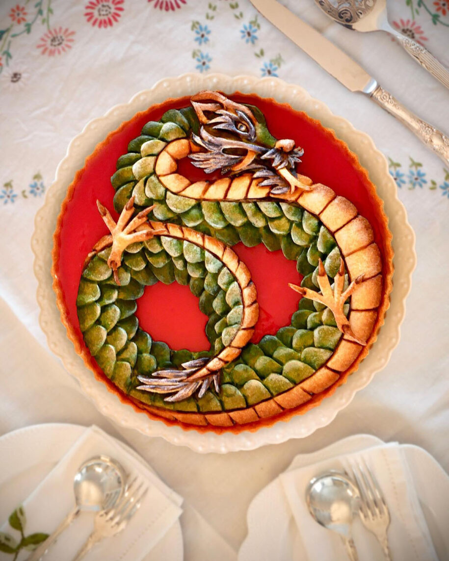 20 Photos Showcasing Devoney Scarfe’s Artistic Pies | DeMilked