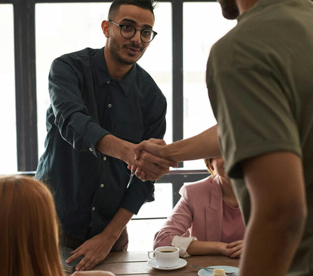 40 Social Etiquette Rules People Feel No Longer Belong In Society ...