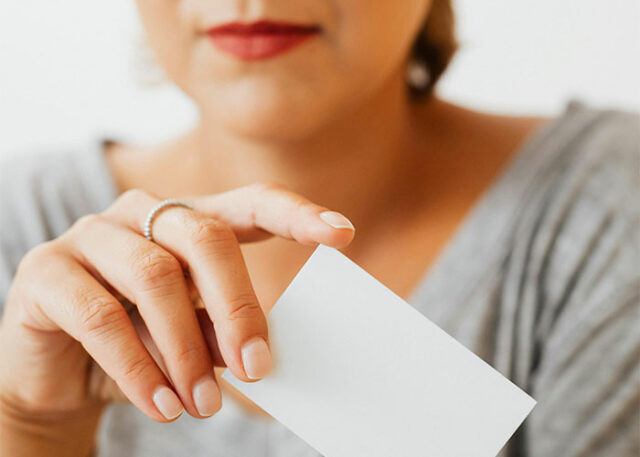 25 Inappropriate, Crazy Or Strange Funerals Folks Have Witnessed | DeMilked