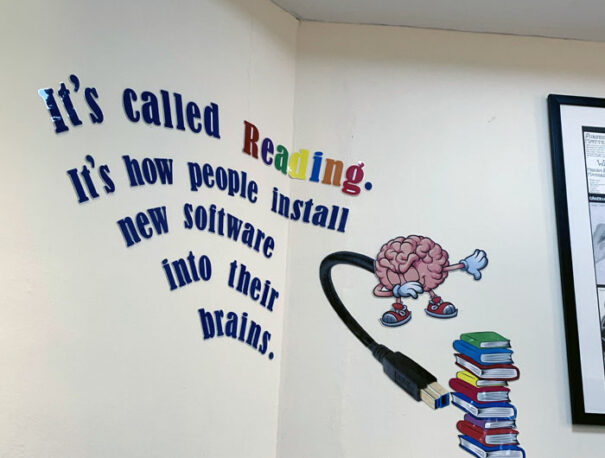 40 Unique Things Students Have Seen Around Their School | DeMilked