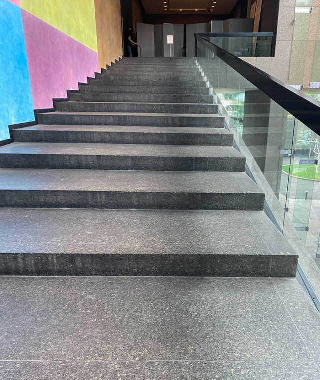 40 Examples Of Public Spaces Where Designers Made Bad Decisions | DeMilked