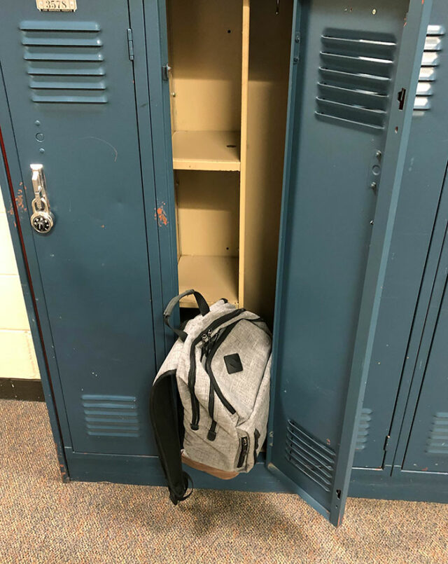 40 Examples Of Public Spaces Where Designers Made Bad Decisions | DeMilked