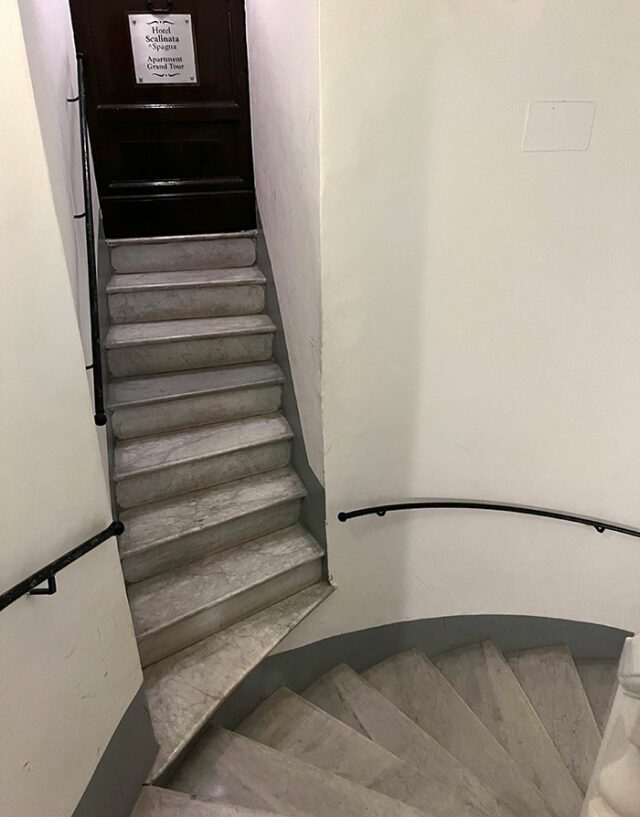 40 Examples Of Public Spaces Where Designers Made Bad Decisions | DeMilked