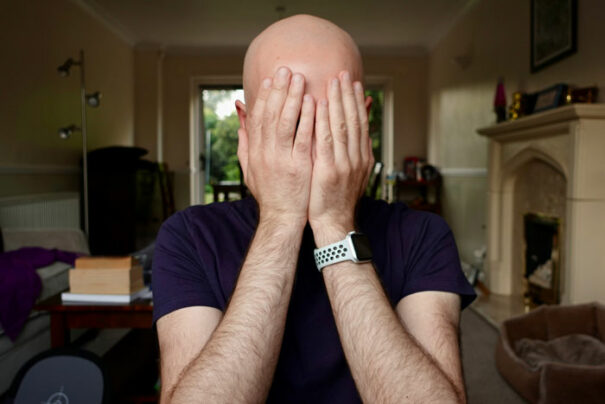 25 Deep Regrets People Find Still Haunt Them To This Day | DeMilked