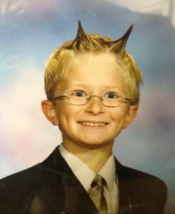 40 Of The Most Awkward And Embarrassing Childhood Pics | DeMilked