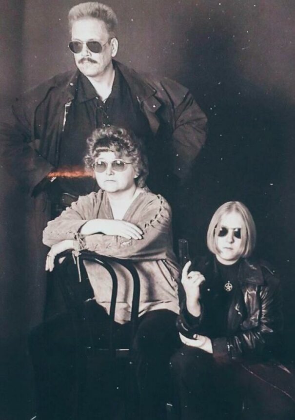 40 Of The Most Awkward And Embarrassing Childhood Pics | DeMilked