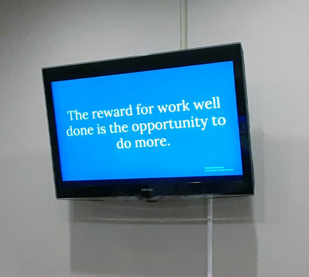 40 Times Bosses Put Up Incredibly Disturbing Workplace Signs | DeMilked