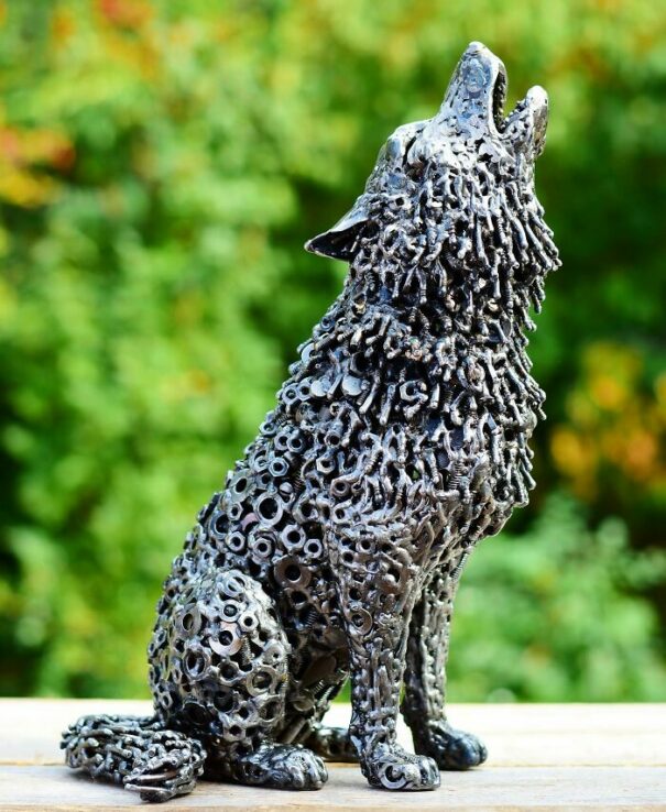 Artist Creates Stunning Animal Sculptures Made Out Of Recycled ...
