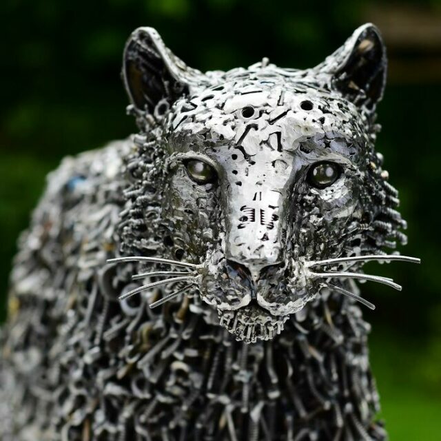 Artist Creates Stunning Animal Sculptures Made Out Of Recycled ...