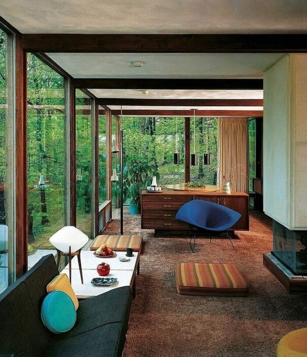 25 Charismatic Photos Of Interior Looks From The ’50s To ’80s | DeMilked