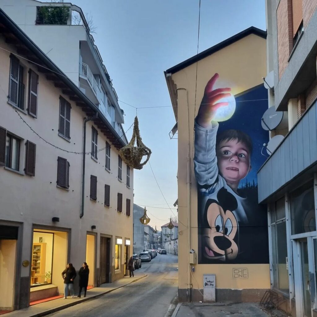 Artist Cosimo Cheone Caiffa Transforms Buildings Into Living Art By ...