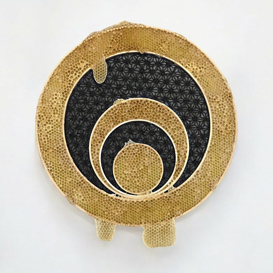 Artist Uses Bees As Art Collaborators For Her Delicate Sculptures (15 ...