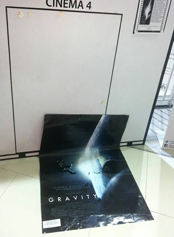 40 Ironic Photos That Seem To Prove The Universe Has A Sense Of Humour | DeMilked