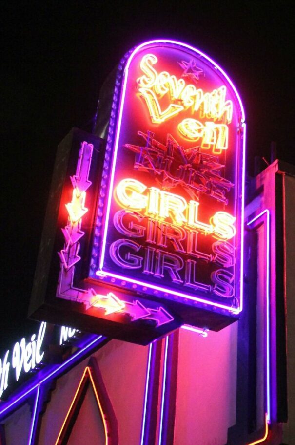 25 People Expose A Disgusting Secret About Someone They Know | DeMilked