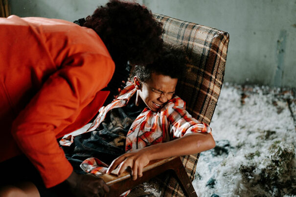 25 People Reveal The Moment They Knew Their Family Was Peculiar | DeMilked