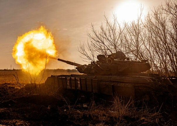 “Overprotectiveness”: 40 Toxic Things People Romanticize | DeMilked