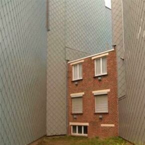 25 Of The Worst Building Designs By Architects | DeMilked