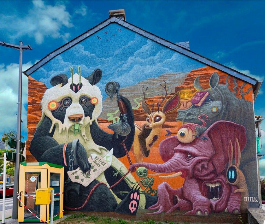 Dulk's Visionary Street Art Captivates People In Unique Ways (10 Pics ...