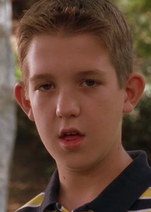 20 Celebs Who Vanished Without A Trace | DeMilked