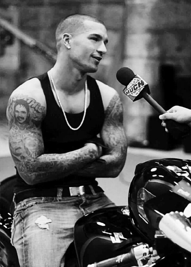 20 Celebs Who Vanished Without A Trace | DeMilked