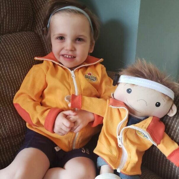 25 Dolls Crafted To Represent Children With Rare Conditions | DeMilked
