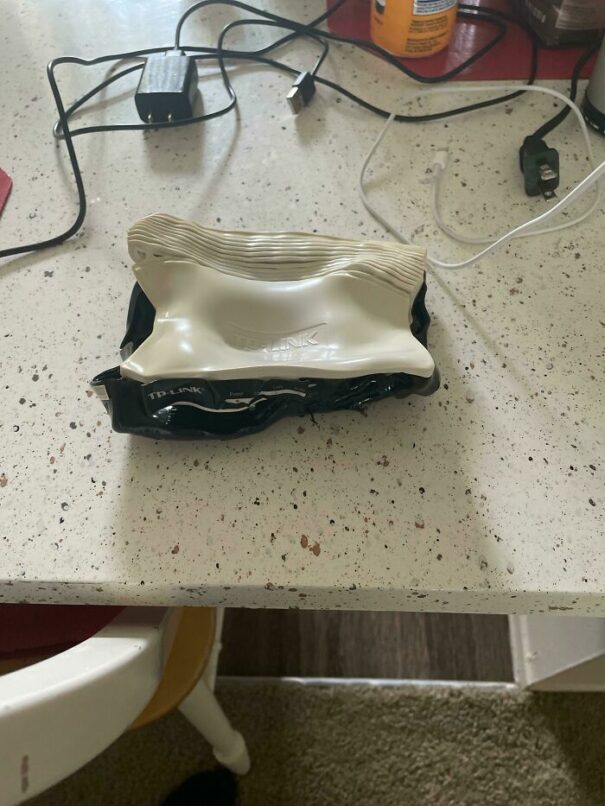 40 Of The Funniest Computer Fails Tech Support Have Dealt With | DeMilked