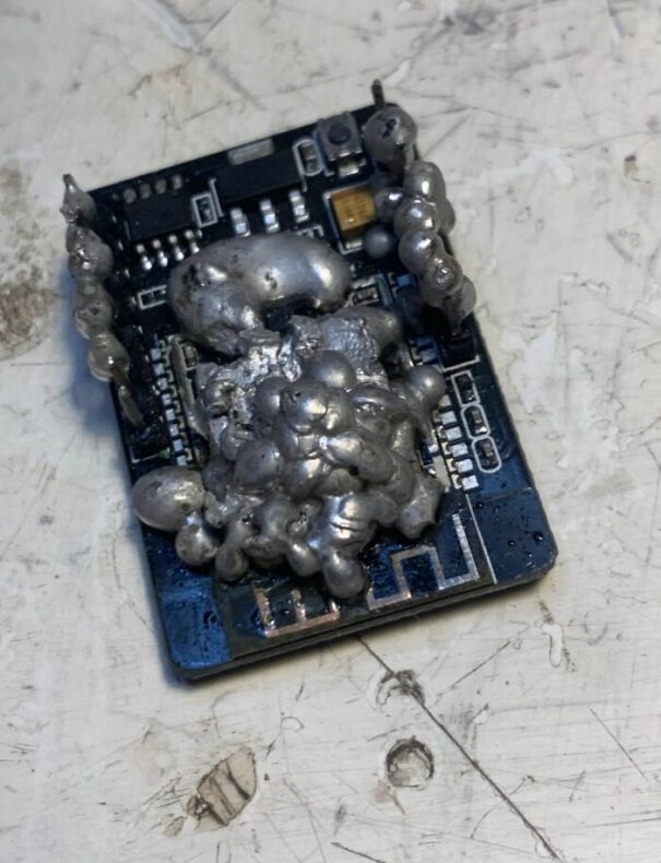 40 Of The Funniest Computer Fails Tech Support Have Dealt With | DeMilked